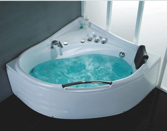 Massagebadekar Blanche - 9795 DKK - Boblebad & spabad - Hjemfint.dk