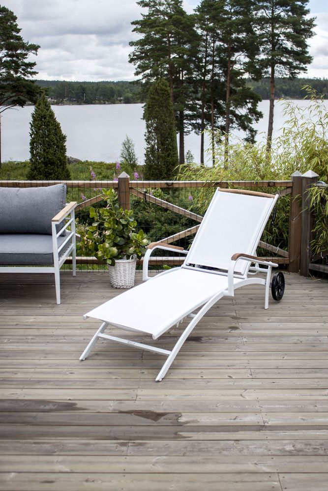 Dotorp solstol – Hvid - 3195 DKK - Liggestole - Hjemfint.dk